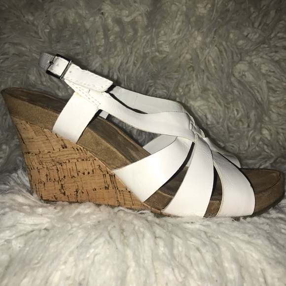 AEROSOLES | Shoes | Aerosol Crock Wedge Sandals | Poshmark
